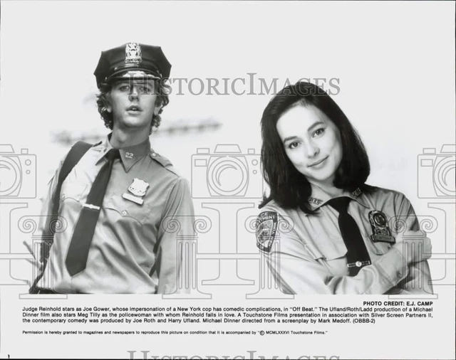 1986 PRESS PHOTO Judge Reinhold and Meg Tilly star in "Off Beat" - lrp82515 £23.82 - PicClick UK