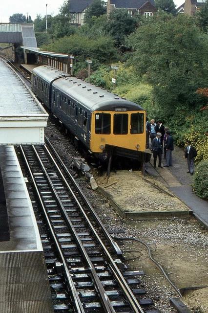 BRITISH RAIL CLASS 104 DMU Upminster Rail Photo £2.70 - PicClick UK