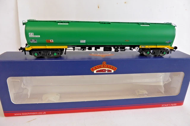 OO GAUGE BACHMANN 38-116 100T Bogie TEA Tank BP Green Boxed 2 available ...