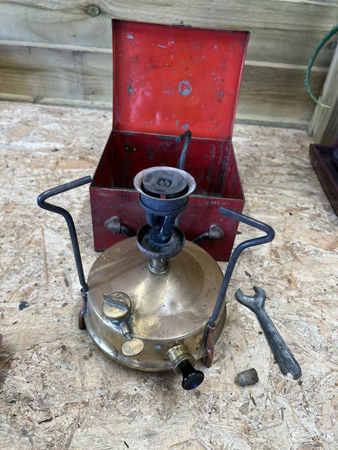 VINTAGE PRESSURE STOVE Kit Paraffin Stove Primus Type “Two Tigers ...