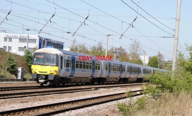 PHOTO CLASS 365 Networker Express 4-Car Emu No 365 517 Near Welham ...