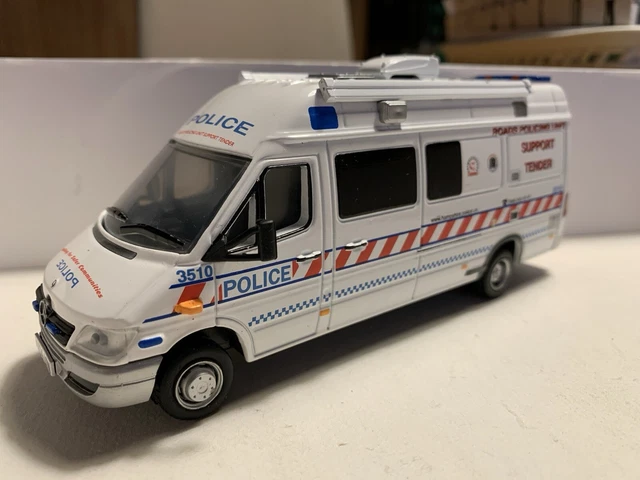 FIRE BRIGADE MODELS 1/43 Scale - 02-04 Mercedes Sprinter Hampshire ...