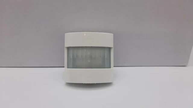 GIRA BEWEGUNGSMELDER LINSE System 2000 Komfort Aufsatz 0661 .. / I02 1 ...