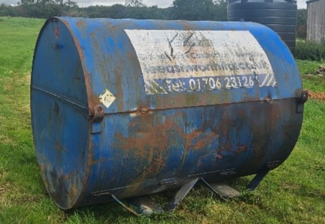 TRACTOR TRAILED DIESEL bowser and pump £1,000.00 - PicClick UK