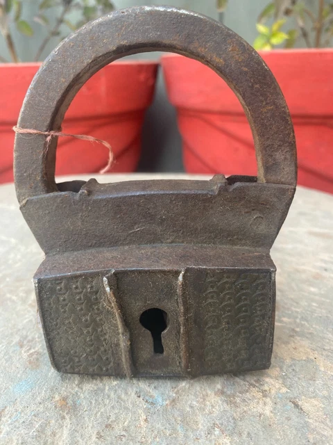 ANTIQUE OLD RARE Iron Lock Without Key Good Working Condition EUR 276 ...