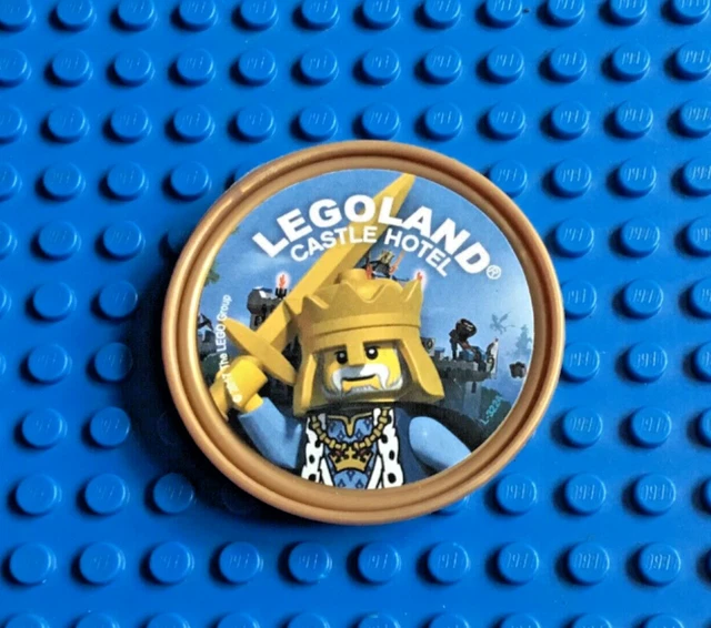 LEGO - POP Badge - Legoland Castle Hotel - ( King ) - Very Good ...