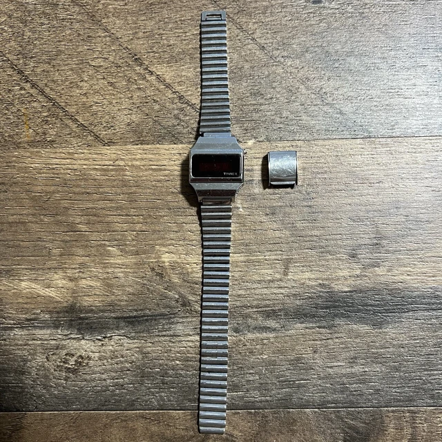 RARE LADIES TIMEX Vintage 70s Red LED Display SSQ Watch - Untested £74. ...