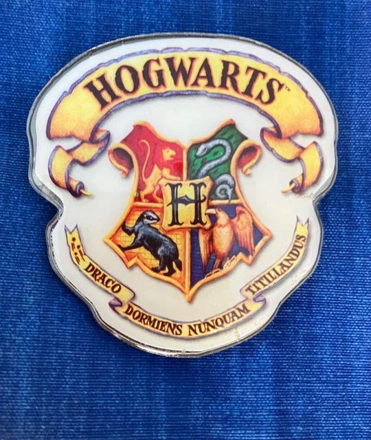HARRY POTTER HOGWARTS Badge Pin HOGWARTS HARRY POTTER BADGE Enamel ...