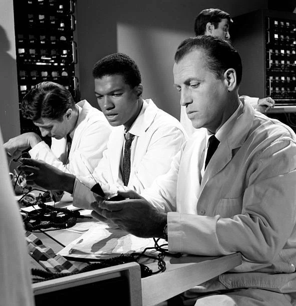 CORONET BLUE TV show 1965 with Billy Dee Williams OLD TV PHOTO $8.50 ...