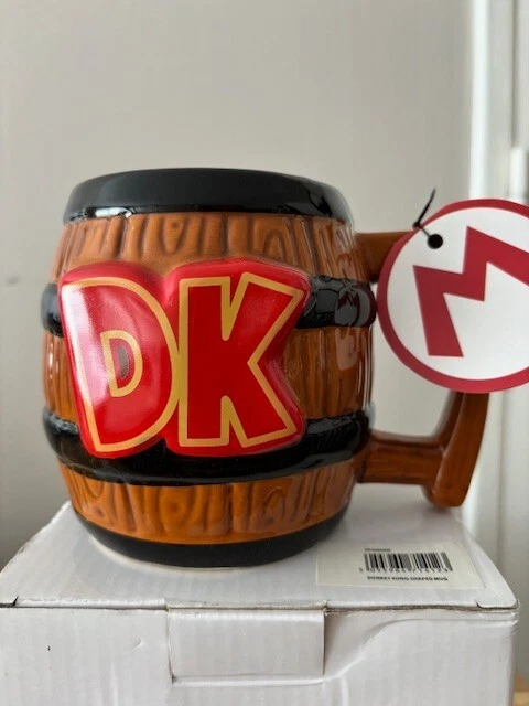 DONKEY KONG SHAPED mug 3d relief neuf avec etiquette super mario baril ...