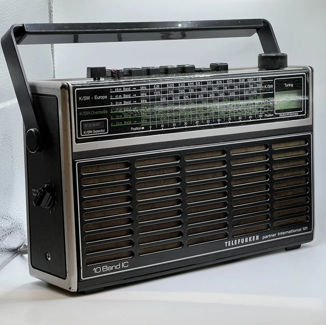VINTAGE TELEFUNKEN WEST Germany Partner International 101 Radio -See ...