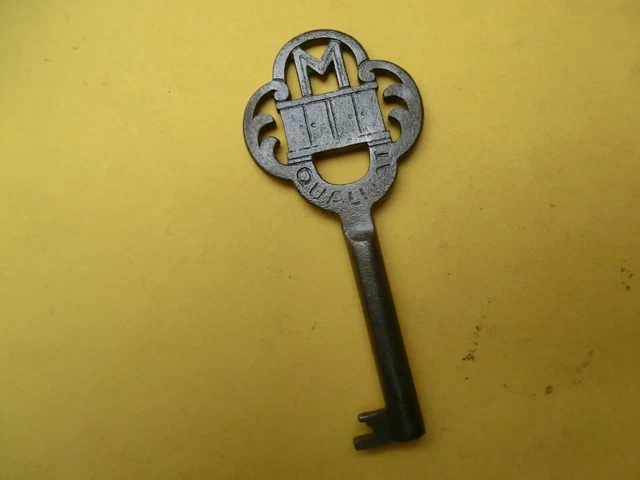 ALTE SCHLÜSSEL - schöner alter Möbelschlüssel - Schrankschlüssel -Eisenschlüssel EUR 3,40 ...