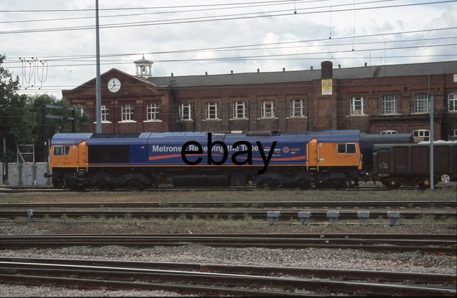 35MM RAILWAY SLIDE - Metrone Class 66. 66067 @ Doncaster £2.99 ...