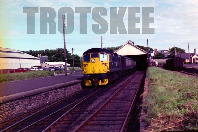 35MM COLOUR NEGATIVE BR British Rail Diesel Loco Class 26 26044 Wick ...