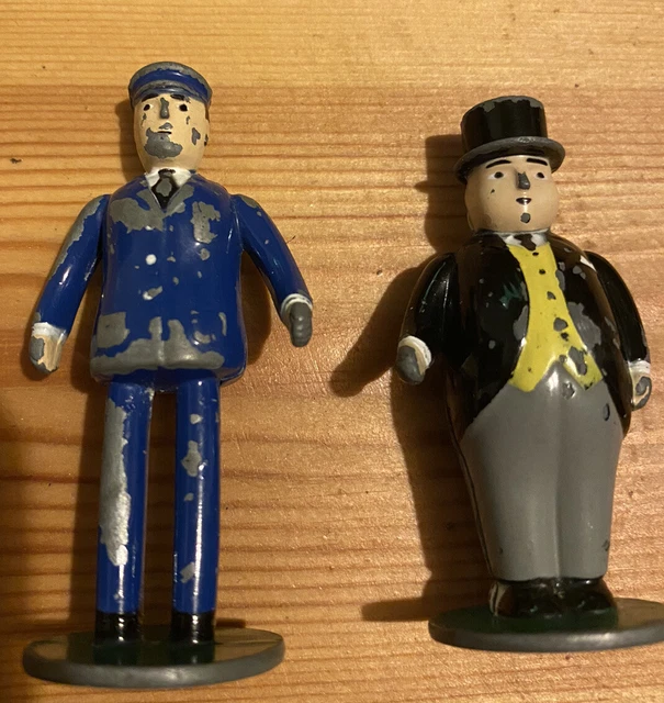 ERTL VINTAGE THOMAS & Friends Fat Controller/Station Porter Die Cast ...