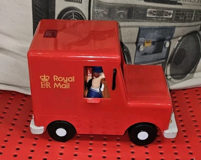 POSTMAN PAT TOYS, Pat 1 Friction Powered Van With Pat And Jess Figure ...