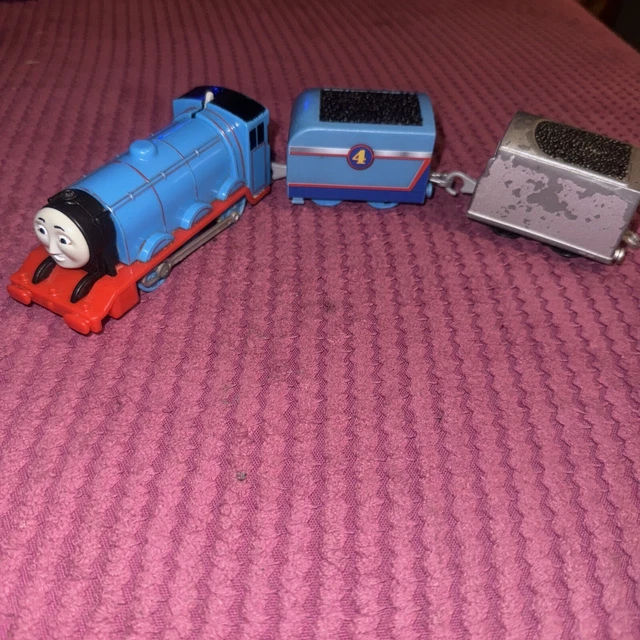THOMAS & FRIENDS Trackmaster Motorized Gordon Train With Coal Tender ...