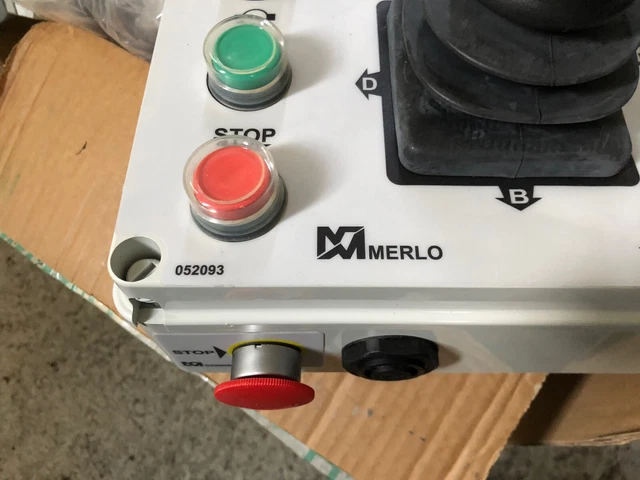 MERLO 051682 BNIB Extending Basket Wired Remote Control Complete Kit ...