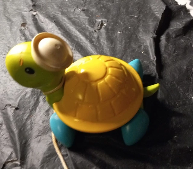 VINTAGE FISHER PRICE Sea Turtle Pull Toy Tag Along 1977. Has a good bit ...