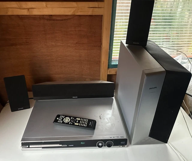 PHILIPS DVD HOME Theatre System - Silver - Complete with speakers and ...