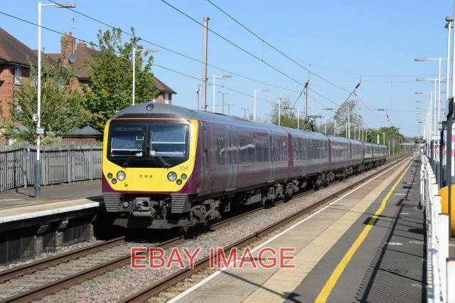 PHOTO CLASS 360/0 Desiro Emu No.360 104 (2) Of East Midlands Railway In ...