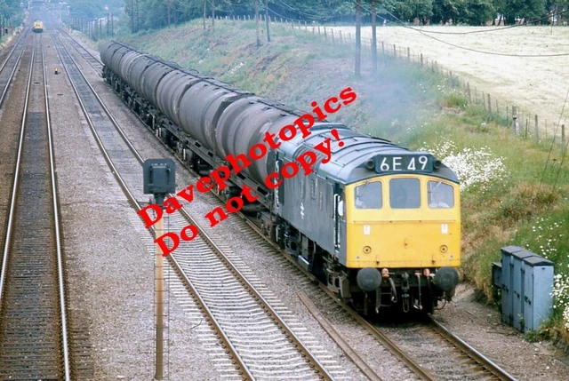 ORIGINAL 35MM Slide Diesel / Engine Railway 25095 - Harpenden June 1975 ...