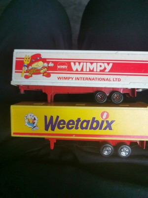 CORGI VOLVO TRUCK containers weetabix and wimpy £1.99 - PicClick UK
