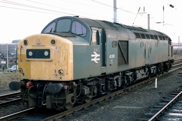 BRITISH RAIL CLASS 40 40185 Warrington Bank Quay 08/01/83 Rail Photo c ...