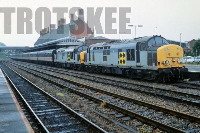 35MM SLIDE BR British Rail Diesel Loco Class 37 37802/897 1993 Hereford ...