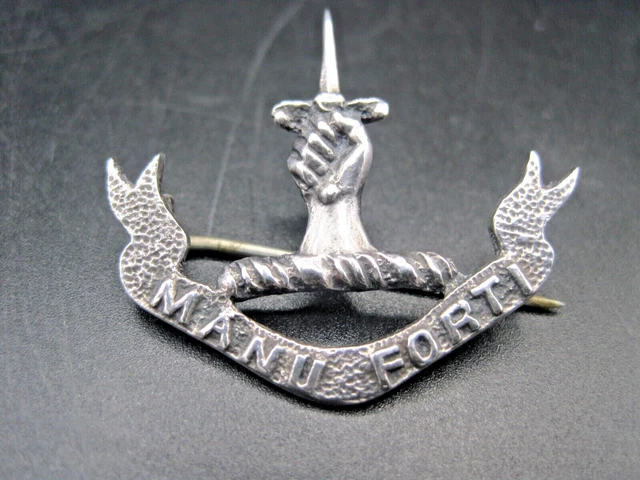 SOLID SILVER SCOTTISH Clan Mackay Brooch.motto: 'Manu Forti' (With ...