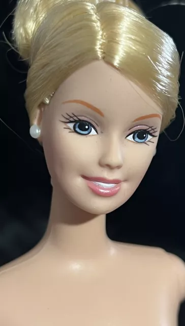 Blonde Hair Blue Eyes Bendable Knees Barbie Doll Mattel Nude For Ooak E