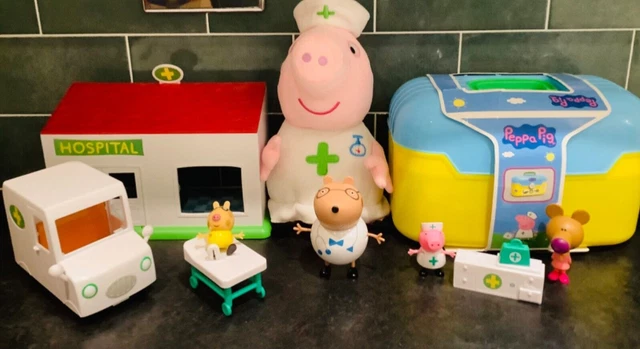 PEPPA PIG HOSPITAL Ambulance Medical Case Plush Nurse Figure Playset ...