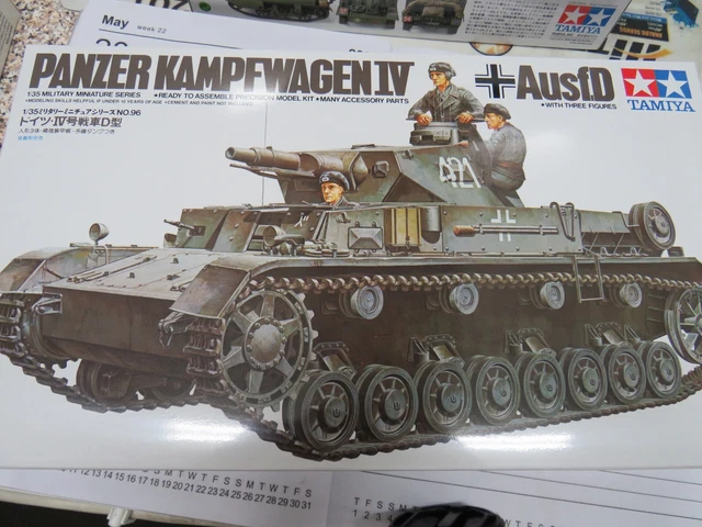 TAMIYA PANZER KAMPFWAGEN Iv Ausf. F/D 1/35 Scale Plastic Kit £19.99 ...