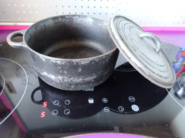 COCOTE EN FONTE Noire Ronde Induction / Gaz / Four EUR 22,00 - PicClick FR