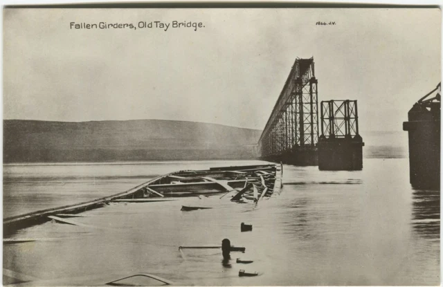 FALLEN GIRDERS, OLD TAY BRIDGE RAILWAY DISASTER, DUNDEE - Angus ...