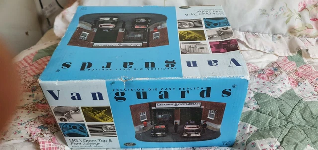 VANGUARDS PD2002 POLICE Annual Inspection Diorama MGA Zephyr Excellent ...