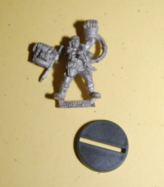 WARHAMMER 40K - Imperial Guard - Catachan - Officer , Lieutenant ...