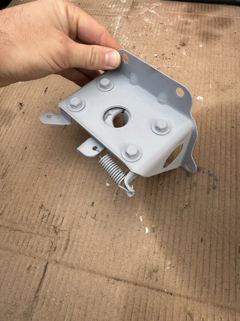 ORIGINAL 1970’S MAZDA Rx3 10A 12A Bonnet Hood Spring Mount Lock ...