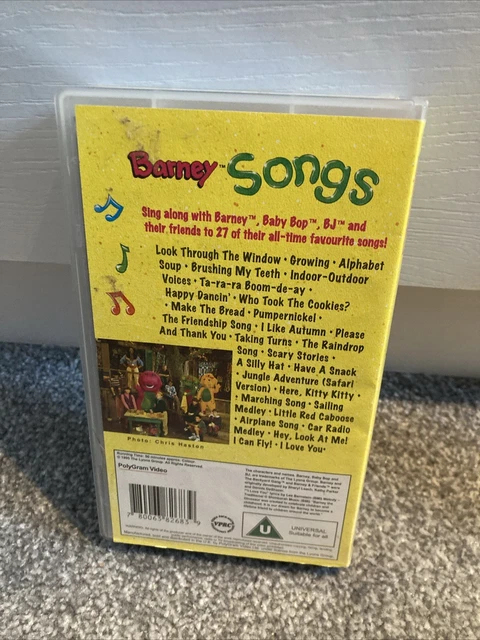 BARNEY VHS BUNDLE - Fun on the Farm and Howdy Friends, Barney Live ...