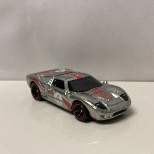 1965 1966 FORD GT40 MK.I Race Car Collectible 1/64 Scale Diecast ...