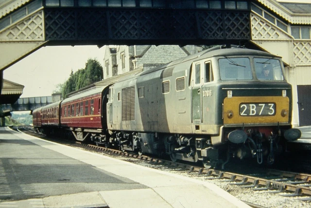 35MM SLIDE. B.R. Class 35 Hymek Locomotive D7016. Keynsham. 4 Feb, 1962 ...