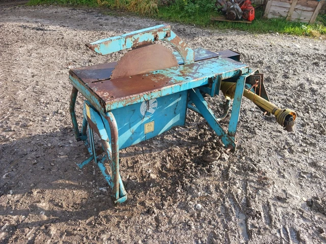 KIDD SLIDING TABLE tractor 3pl mounted pto sawbench, mcconell, browns ...