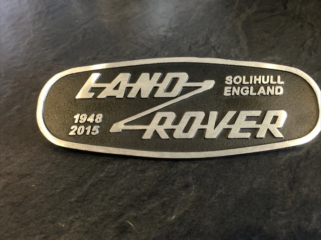 LAND ROVER DEFENDER Heritage Cast Aluminium Grille Badge New Genuine ...