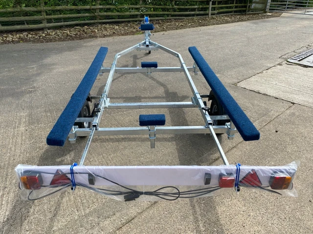 2025 NEW EXTREME 500kg bunked boat trailer for inflatable dinghy SIB ...