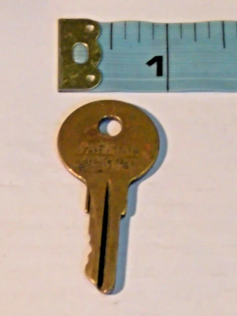 VINTAGE ORIGINAL WARTIAN RV Camper Screen Door Keys GH004 £3.12 ...