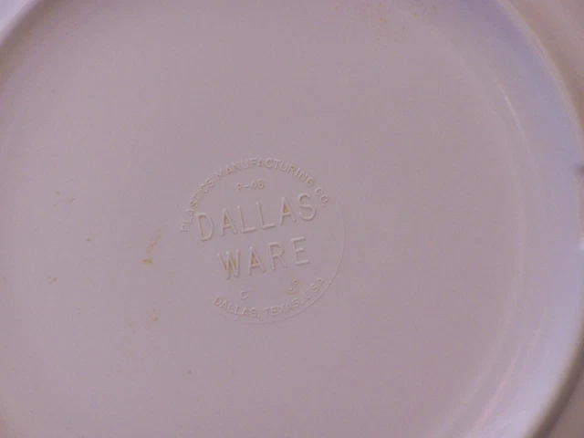 2 VINTAGE DALLAS Ware P-48 Tan 9" Plates Melamine Plastic Manufacturing ...