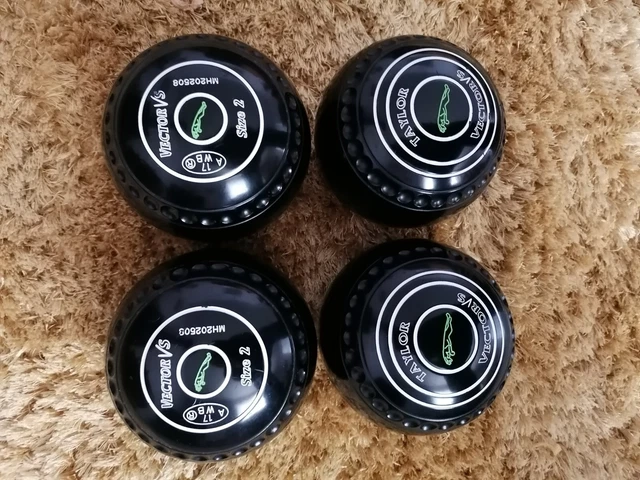 THOMAS TAYLOR VECTOR Vs Size 2 Lawn Bowls £223.50 - PicClick UK
