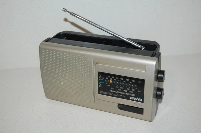 SANYO AM/FM PORTABLE Radio Cassette Model RP6169 $39.00 - PicClick AU
