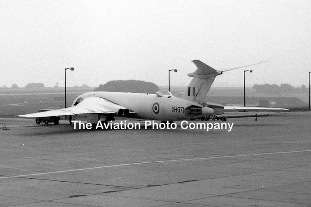 RAF HANDLEY PAGE Victor B.2 XH671 Photograph £1.20 - PicClick UK