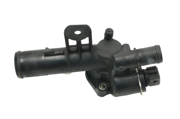 BOITIER THERMOSTAT D'EAU MOTEUR 8200400553 1,5 DCI Renault Nissan EUR ...